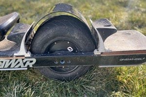 Riding a Onewheel on Grass - 6 Things You Need to Know - TrailWheel